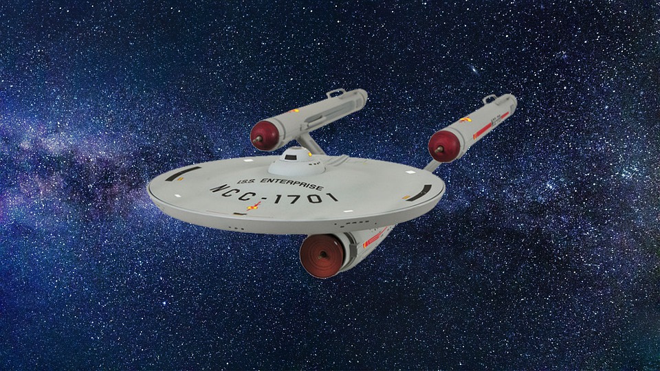 SHIELDS UP! RED ALERT! | The Quirky Calvin-isht